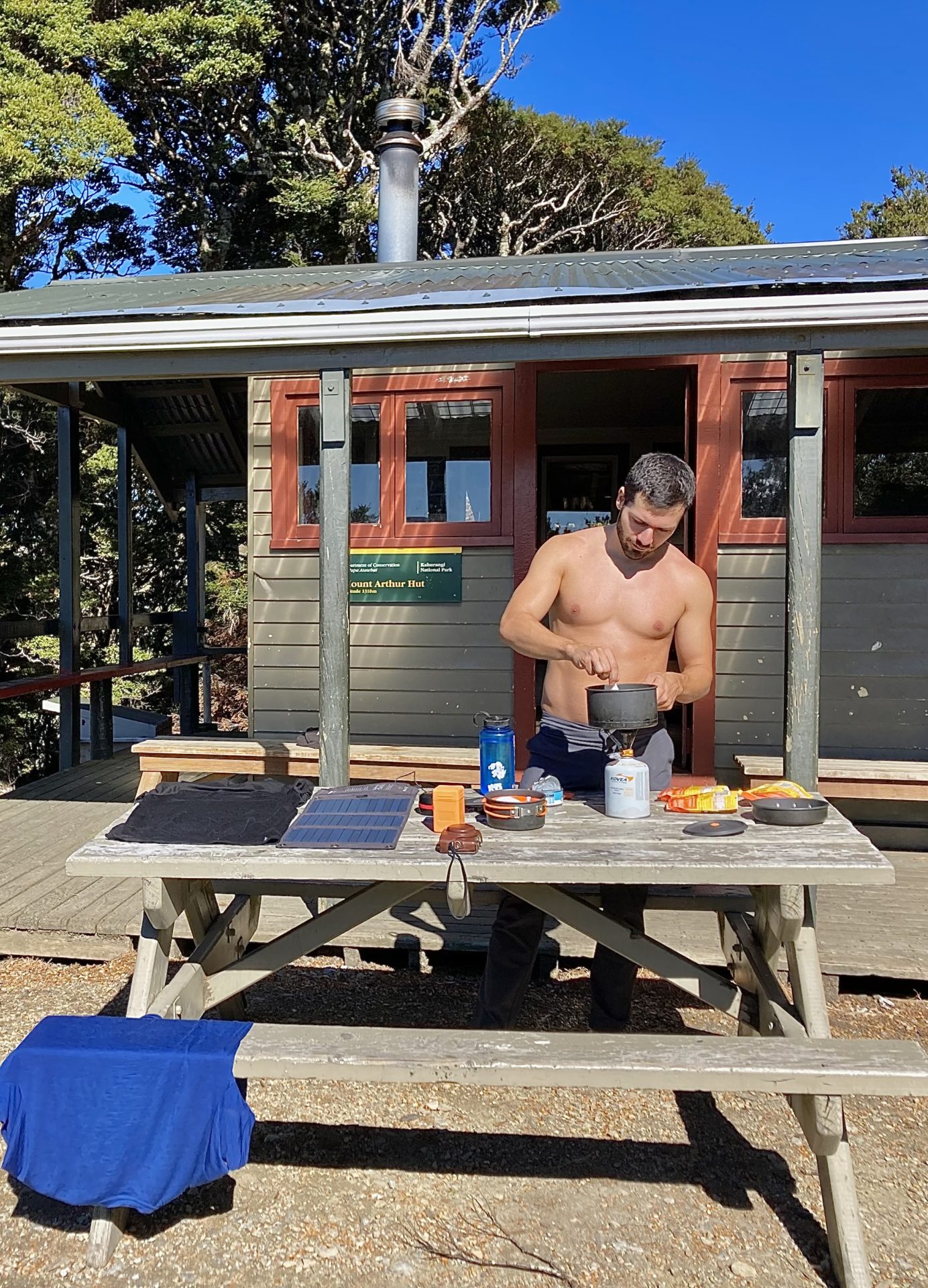 Mt Arthur Hut, Kahurangi National Park - Travel Obscure